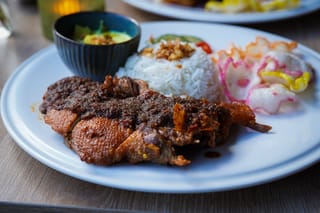 Komar Eats Food Blog