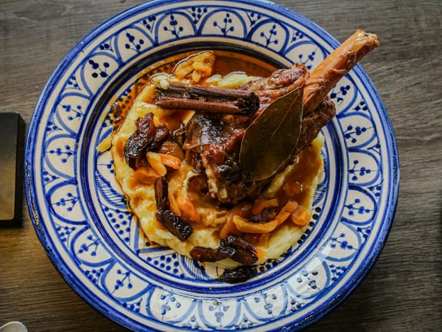 Komar Eats Food Blog
